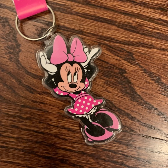 Disney | Accessories | Nwt Minnie Mouse Keychain | Poshmark